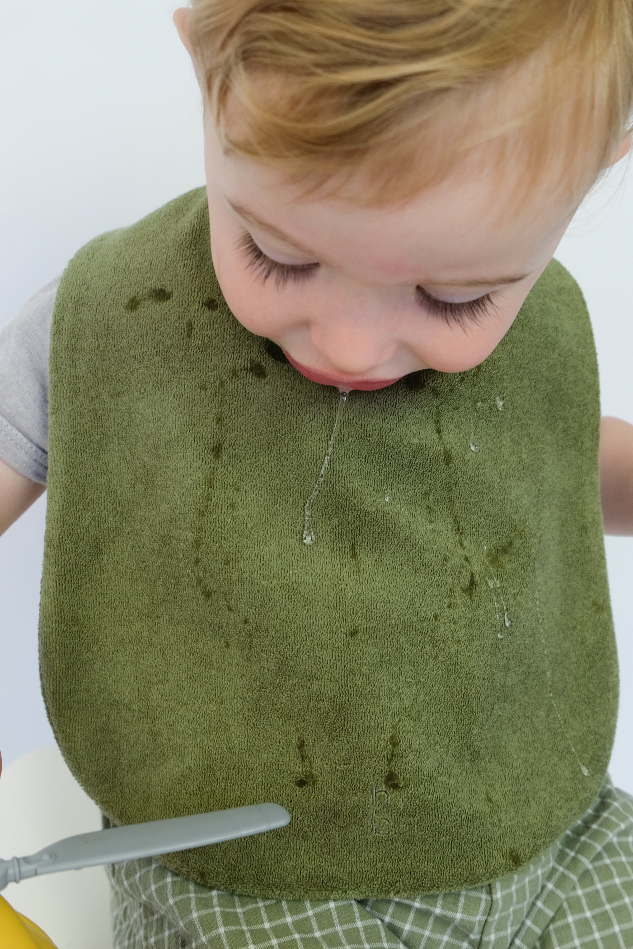 Understanding Why Babies Dribble: A Guide for Moms – hi baby